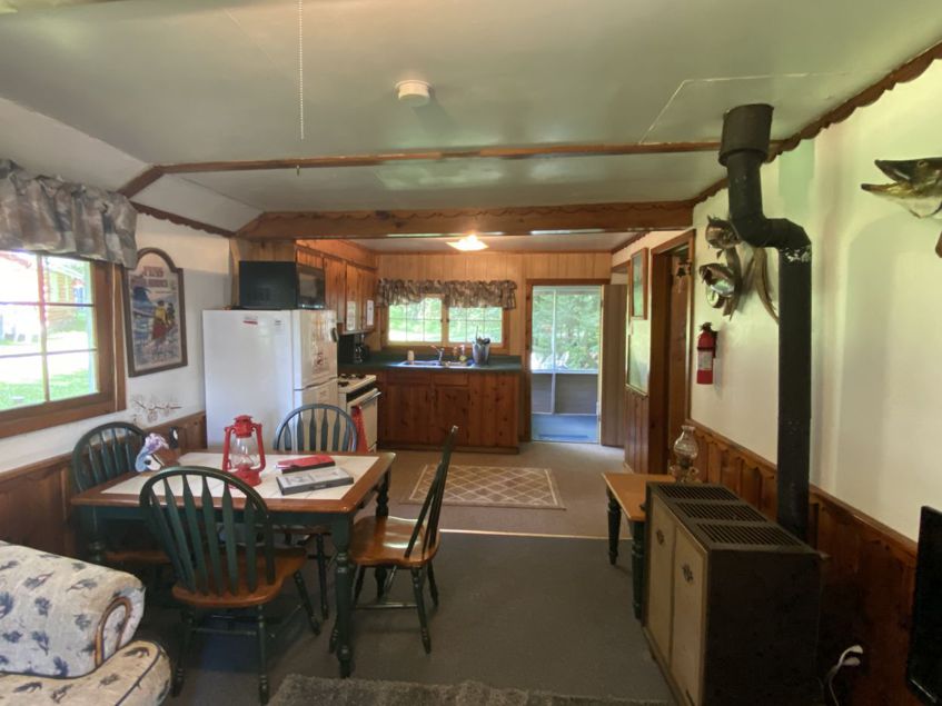 Fish Hook Cabin Rental - WI Northwoods Reel’em In Resort