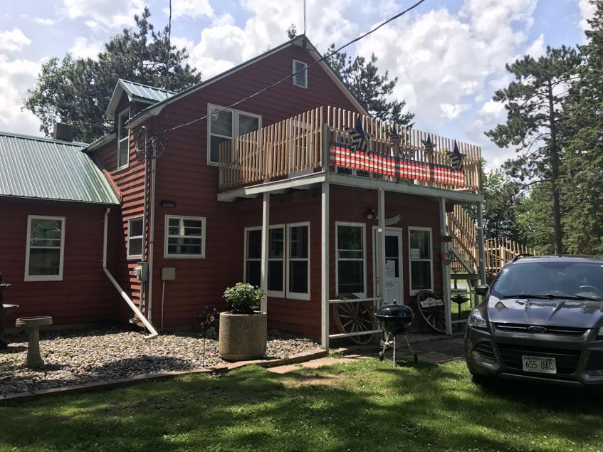 Reel’em In Cabin Rental - WI Northwoods Reel’em In Resort