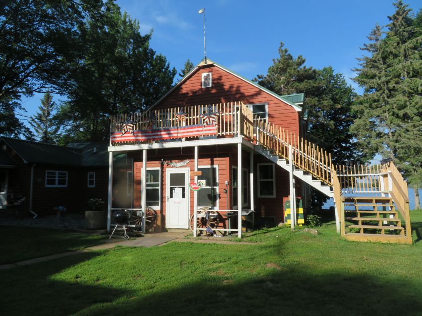 Reel’em In Cabin Rental - WI Northwoods Reel’em In Resort